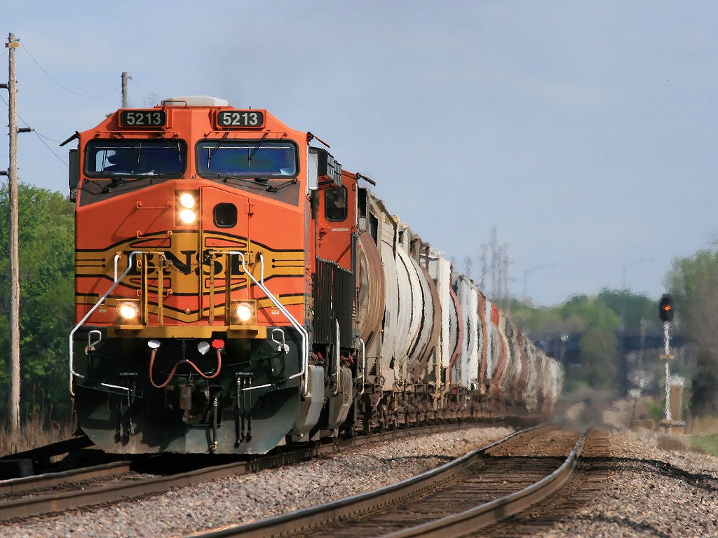 BNSF 5213